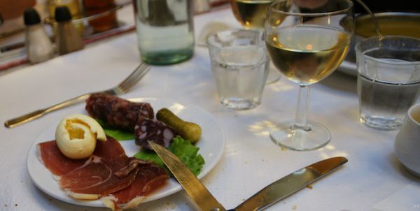 パリのおすすめビストロ シャルティエ Chartier - paris-bistro japon